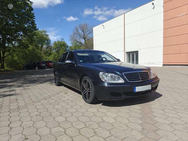 Zils Mercedes-Benz S 500 2003 Kėdainiai, ar dzinēja tilpumu 4.97 L un nobraukumu 330 tūkst. km par 3999 €, foto 1 vietnē AUTOMOTO.COM.LV