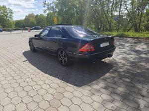 Blue Mercedes-Benz S 500 2003 in Kedainiai, with an engine capacity of 4.97 L and mileage of 330 thousand km for 3999 €, photo 4 on AUTOMOTO.COM.LV