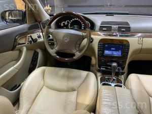 Zils Mercedes-Benz S 500 2003 Rīga, ar dzinēja tilpumu 5.00 L un nobraukumu 244 tūkst. km par 5500 €, foto 7 vietnē AUTOMOTO.COM.LV