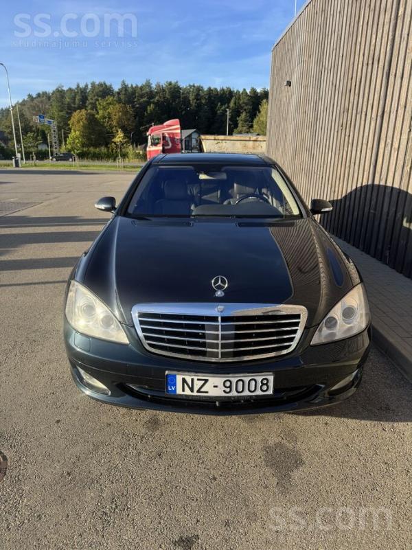 Zils Mercedes-Benz S 500 2006 Rīga, ar dzinēja tilpumu 5.50 L un nobraukumu 342 tūkst. km par 7900 €, foto 3 vietnē AUTOMOTO.COM.LV