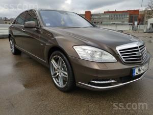 Коричневый Мерседес С 500 2011 в Рига, объемом двигателя 4.70 л и пробегом 139 тыс. км за 24950 €, фото 5 на AUTOMOTO.COM.LV