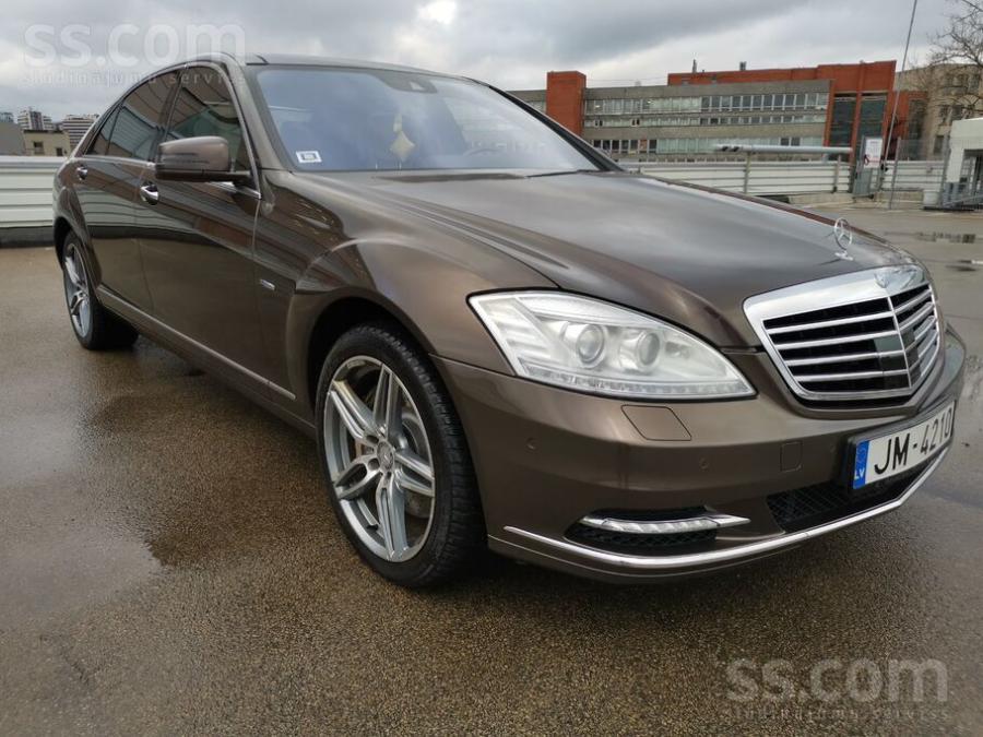 Коричневый Мерседес С 500 2011 в Рига, объемом двигателя 4.70 л и пробегом 139 тыс. км за 24950 €, фото 5 на AUTOMOTO.COM.LV