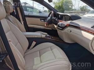 Коричневый Мерседес С 500 2011 в Рига, объемом двигателя 4.70 л и пробегом 139 тыс. км за 24950 €, фото 13 на AUTOMOTO.COM.LV