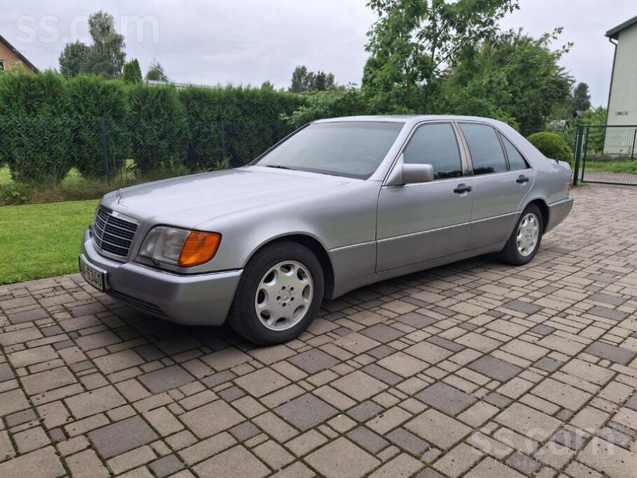 Pelēks Mercedes-Benz S 500 1991 Rīga, ar dzinēja tilpumu 5.00 L un nobraukumu 250 tūkst. km par 14500 €, foto 1 vietnē AUTOMOTO.COM.LV