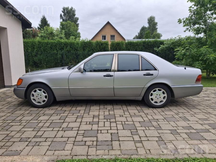 Pelēks Mercedes-Benz S 500 1991 Rīga, ar dzinēja tilpumu 5.00 L un nobraukumu 250 tūkst. km par 14500 €, foto 3 vietnē AUTOMOTO.COM.LV