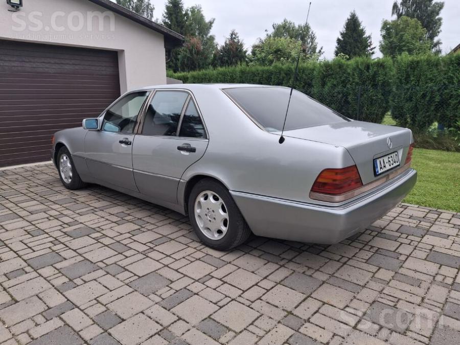 Pelēks Mercedes-Benz S 500 1991 Rīga, ar dzinēja tilpumu 5.00 L un nobraukumu 250 tūkst. km par 14500 €, foto 4 vietnē AUTOMOTO.COM.LV