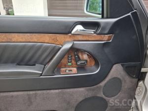 Pelēks Mercedes-Benz S 500 1991 Rīga, ar dzinēja tilpumu 5.00 L un nobraukumu 250 tūkst. km par 14500 €, foto 12 vietnē AUTOMOTO.COM.LV