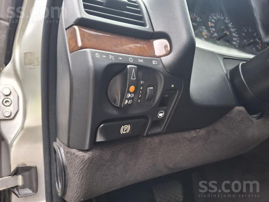 Pelēks Mercedes-Benz S 500 1991 Rīga, ar dzinēja tilpumu 5.00 L un nobraukumu 250 tūkst. km par 14500 €, foto 13 vietnē AUTOMOTO.COM.LV