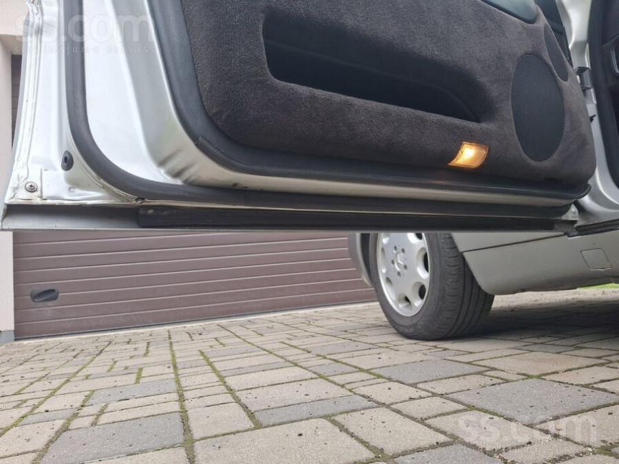 Pelēks Mercedes-Benz S 500 1991 Rīga, ar dzinēja tilpumu 5.00 L un nobraukumu 250 tūkst. km par 14500 €, foto 15 vietnē AUTOMOTO.COM.LV