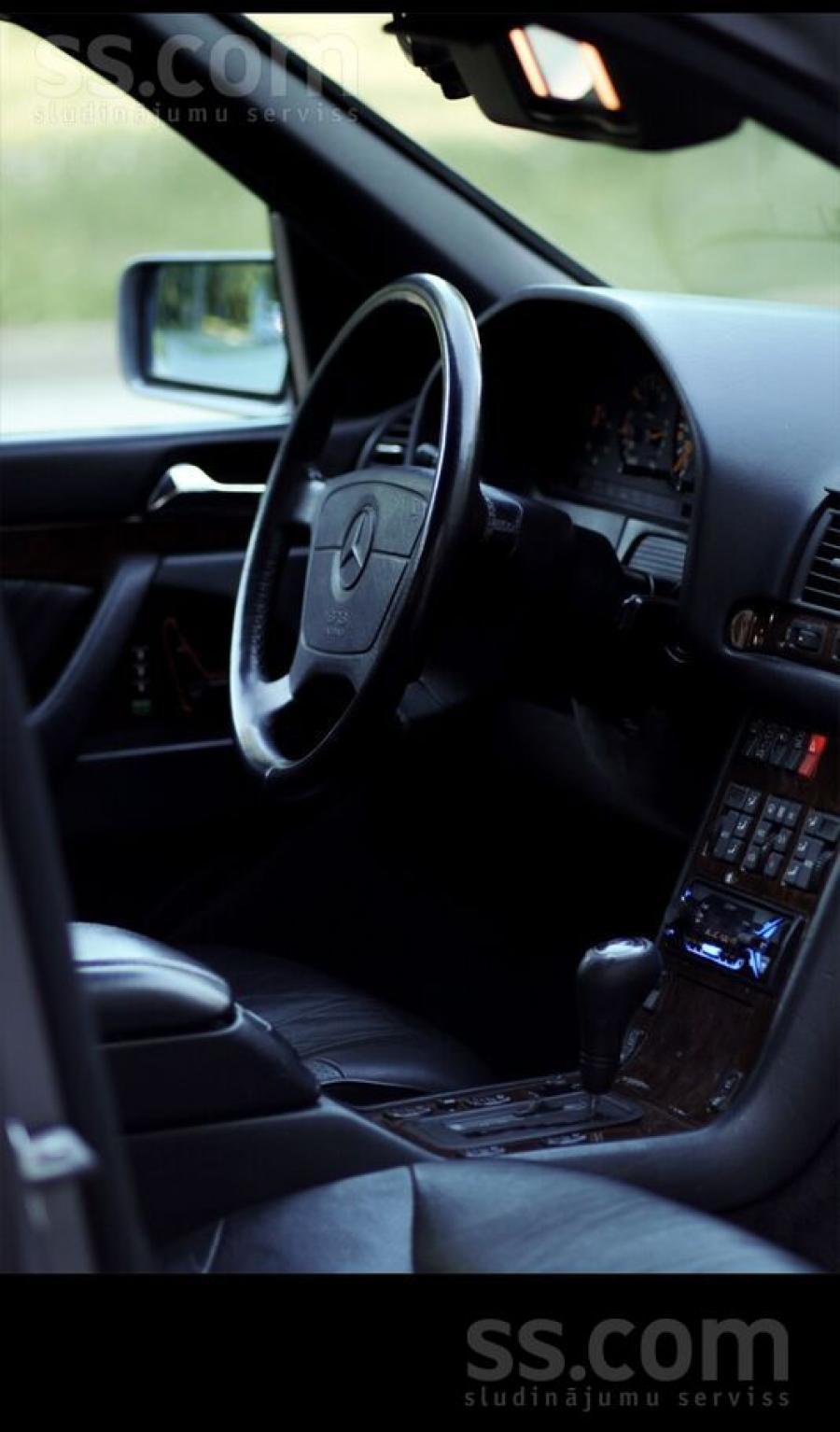 Grey Mercedes-Benz S 500 1995 in Riga, with an engine capacity of 5.00 L and mileage of 199 thousand km for 13300 €, photo 8 on AUTOMOTO.COM.LV