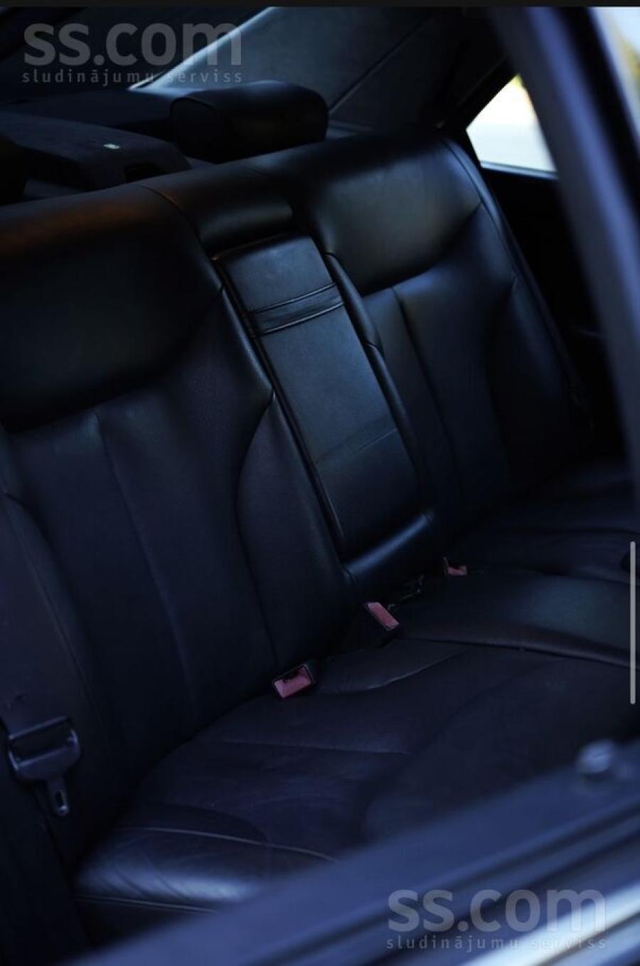 Grey Mercedes-Benz S 500 1995 in Riga, with an engine capacity of 5.00 L and mileage of 199 thousand km for 13300 €, photo 15 on AUTOMOTO.COM.LV