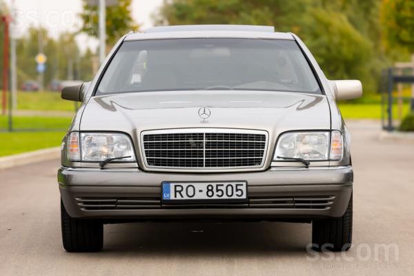 Pelēks Mercedes-Benz S 500 1995 Jelgava, ar dzinēja tilpumu 5.00 L un nobraukumu 113 tūkst. km par 15000 €, foto 4 vietnē AUTOMOTO.COM.LV