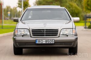 Pelēks Mercedes-Benz S 500 1995 Jelgava, ar dzinēja tilpumu 5.00 L un nobraukumu 113 tūkst. km par 15000 €, foto 4 vietnē AUTOMOTO.COM.LV