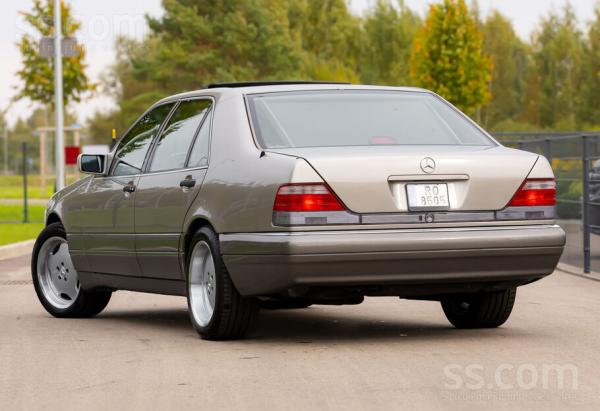 Pelēks Mercedes-Benz S 500 1995 Jelgava, ar dzinēja tilpumu 5.00 L un nobraukumu 113 tūkst. km par 15000 €, foto 5 vietnē AUTOMOTO.COM.LV