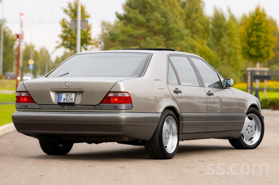 Pelēks Mercedes-Benz S 500 1995 Jelgava, ar dzinēja tilpumu 5.00 L un nobraukumu 113 tūkst. km par 15000 €, foto 7 vietnē AUTOMOTO.COM.LV
