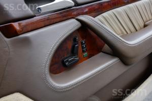 Pelēks Mercedes-Benz S 500 1995 Jelgava, ar dzinēja tilpumu 5.00 L un nobraukumu 113 tūkst. km par 15000 €, foto 10 vietnē AUTOMOTO.COM.LV
