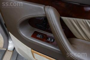 Pelēks Mercedes-Benz S 500 1995 Jelgava, ar dzinēja tilpumu 5.00 L un nobraukumu 113 tūkst. km par 15000 €, foto 13 vietnē AUTOMOTO.COM.LV
