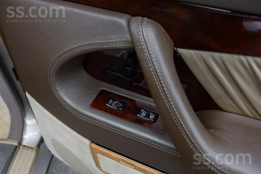 Pelēks Mercedes-Benz S 500 1995 Jelgava, ar dzinēja tilpumu 5.00 L un nobraukumu 113 tūkst. km par 15000 €, foto 13 vietnē AUTOMOTO.COM.LV