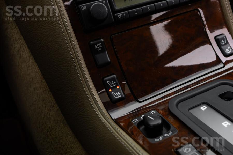 Pelēks Mercedes-Benz S 500 1995 Jelgava, ar dzinēja tilpumu 5.00 L un nobraukumu 113 tūkst. km par 15000 €, foto 23 vietnē AUTOMOTO.COM.LV