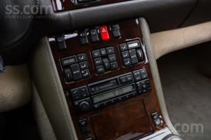 Pelēks Mercedes-Benz S 500 1995 Jelgava, ar dzinēja tilpumu 5.00 L un nobraukumu 113 tūkst. km par 15000 €, foto 24 vietnē AUTOMOTO.COM.LV