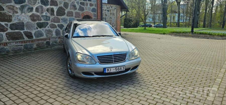 Pelēks Mercedes-Benz S 500 2003 Gulbene, ar dzinēja tilpumu 5.00 L un nobraukumu 210 tūkst. km par 6000 €, foto 2 vietnē AUTOMOTO.COM.LV