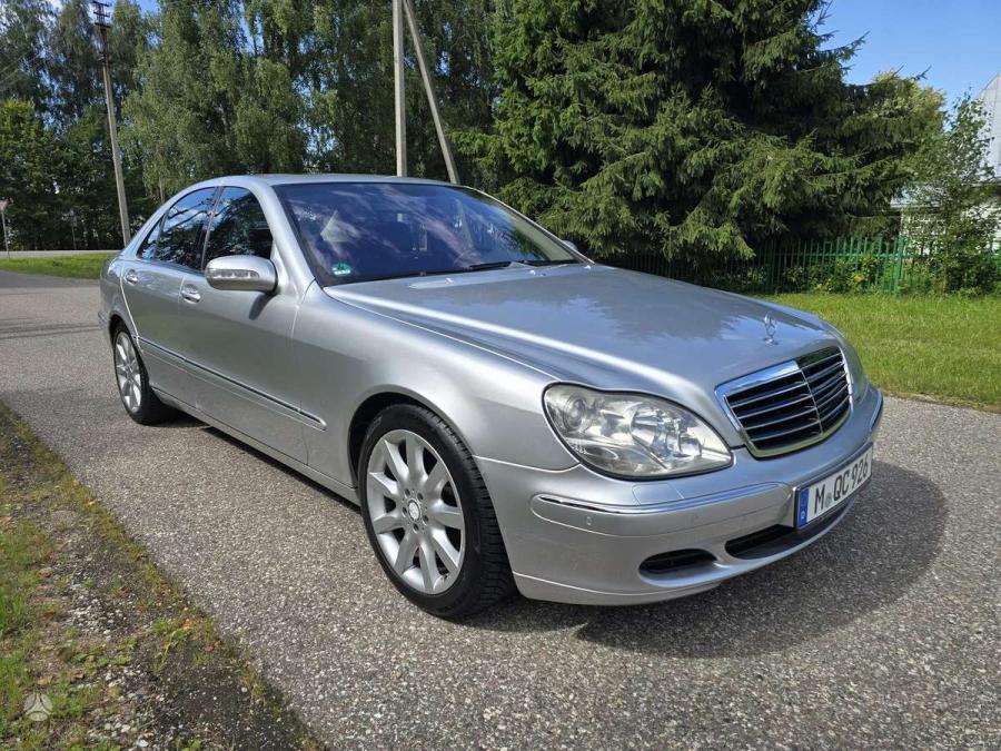 Серый Мерседес С 500 2003 в Утена, объемом двигателя 5.00 л и пробегом 278 тыс. км за 3790 €, фото 8 на AUTOMOTO.COM.LV