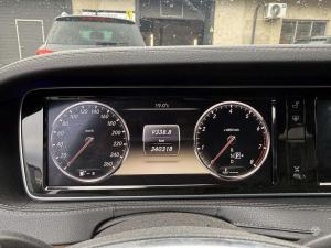 Grey Mercedes-Benz S 500 2013 in Radviliskis, with an engine capacity of 0.00 L and mileage of 340 thousand km for 17500 €, photo 16 on AUTOMOTO.COM.LV