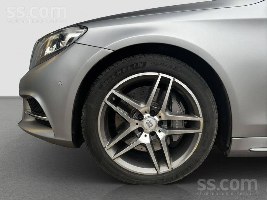 Grey Mercedes-Benz S 500 2014 in Riga, with an engine capacity of 4.70 L and mileage of 121 thousand km for 35990 €, photo 19 on AUTOMOTO.COM.LV