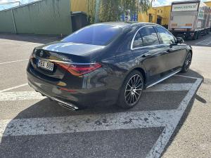 Pelēks Mercedes-Benz S 500 2021 Kauņa, ar dzinēja tilpumu 3.00 L un nobraukumu 50 tūkst. km par 91000 €, foto 2 vietnē AUTOMOTO.COM.LV