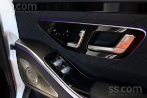 Pelēks Mercedes-Benz S 500 2022 Rīga, ar dzinēja tilpumu 3.00 L un nobraukumu 107 tūkst. km par 79500 €, foto 26 vietnē AUTOMOTO.COM.LV