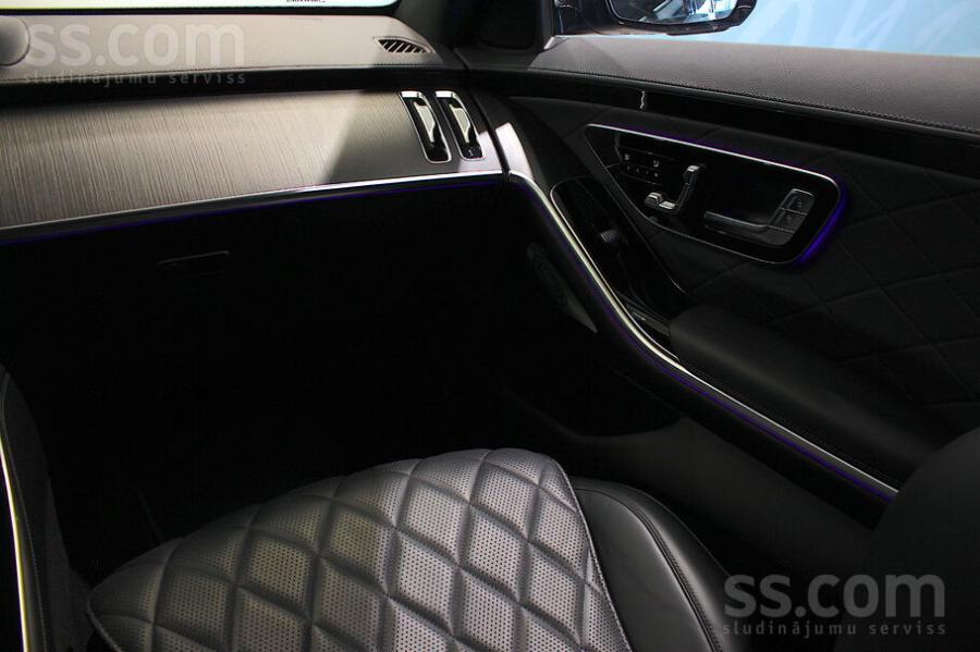 Pelēks Mercedes-Benz S 500 2022 Rīga, ar dzinēja tilpumu 3.00 L un nobraukumu 107 tūkst. km par 79500 €, foto 32 vietnē AUTOMOTO.COM.LV