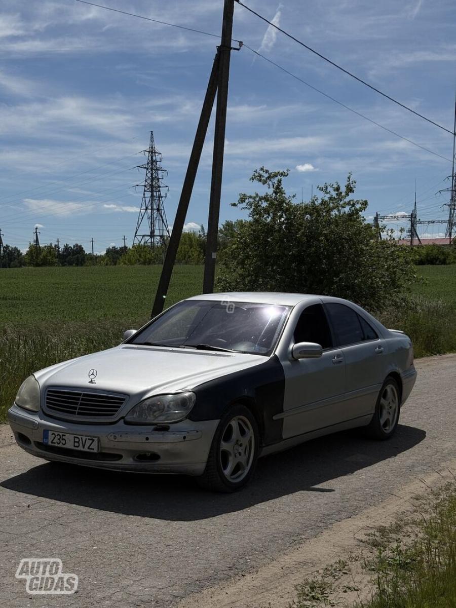 Grey Mercedes-Benz S 500 2026 in Radviliskis, with an engine capacity of 5.00 L and mileage of 300 thousand km for 1300 €, photo 3 on AUTOMOTO.COM.LV