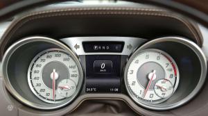 Красный Мерседес С 500 2016 в Вильнюс, объемом двигателя 4.70 л и пробегом 103 тыс. км за 29900 €, фото 24 на AUTOMOTO.COM.LV