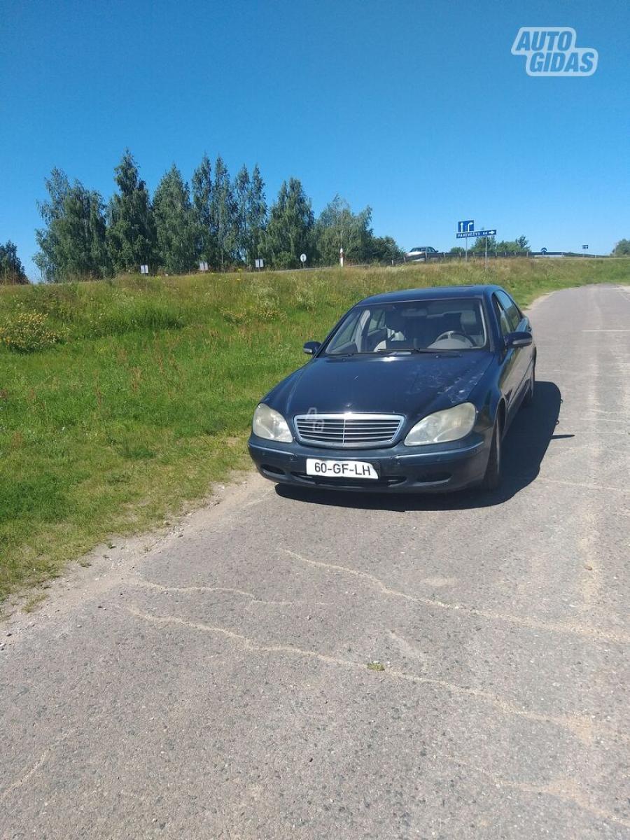 Mercedes-Benz S 500 2000 Viļņa, ar dzinēja tilpumu 5.00 L un nobraukumu 325 tūkst. km par 1650 €, foto 3 vietnē AUTOMOTO.COM.LV