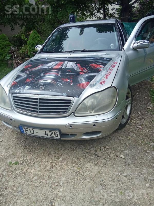 Mercedes-Benz S 500 2001 in Riga, with an engine capacity of 5.00 L and mileage of 318 thousand km for 3500 €, photo 1 on AUTOMOTO.COM.LV