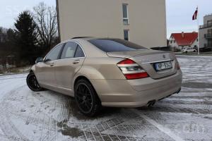 Mercedes-Benz S 500 2006 Rīga, ar dzinēja tilpumu 5.50 L un nobraukumu 183 tūkst. km par 10490 €, foto 4 vietnē AUTOMOTO.COM.LV