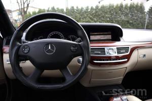 Mercedes-Benz S 500 2006 Rīga, ar dzinēja tilpumu 5.50 L un nobraukumu 183 tūkst. km par 10490 €, foto 17 vietnē AUTOMOTO.COM.LV