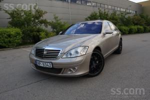 Mercedes-Benz S 500 2006 Rīga, ar dzinēja tilpumu 5.50 L un nobraukumu 184 tūkst. km par 10500 €, foto 4 vietnē AUTOMOTO.COM.LV