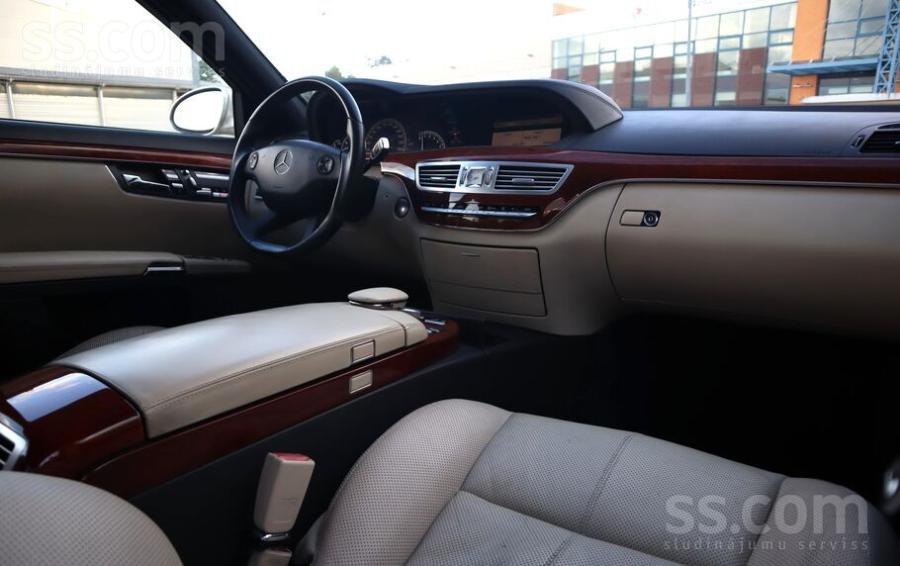 Mercedes-Benz S 500 2006 Rīga, ar dzinēja tilpumu 5.50 L un nobraukumu 184 tūkst. km par 10500 €, foto 15 vietnē AUTOMOTO.COM.LV