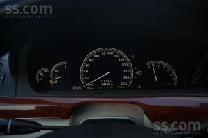 Mercedes-Benz S 500 2006 Rīga, ar dzinēja tilpumu 5.50 L un nobraukumu 184 tūkst. km par 10500 €, foto 18 vietnē AUTOMOTO.COM.LV