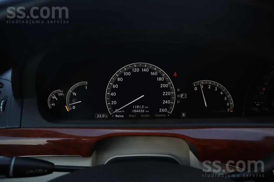 Mercedes-Benz S 500 2006 Rīga, ar dzinēja tilpumu 5.50 L un nobraukumu 184 tūkst. km par 10500 €, foto 18 vietnē AUTOMOTO.COM.LV