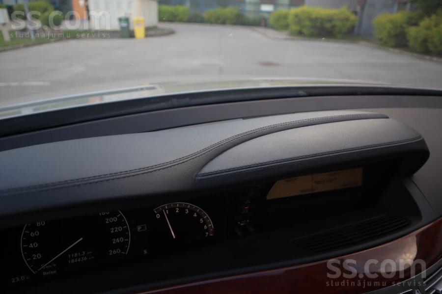 Mercedes-Benz S 500 2006 Rīga, ar dzinēja tilpumu 5.50 L un nobraukumu 184 tūkst. km par 10500 €, foto 30 vietnē AUTOMOTO.COM.LV