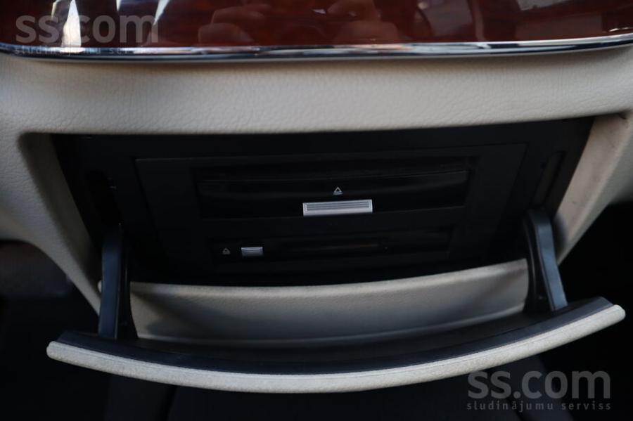 Mercedes-Benz S 500 2006 Rīga, ar dzinēja tilpumu 5.50 L un nobraukumu 184 tūkst. km par 10500 €, foto 31 vietnē AUTOMOTO.COM.LV