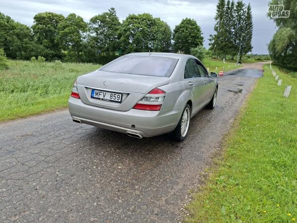Mercedes-Benz S 500 2006 Viļņa, ar dzinēja tilpumu 5.50 L un nobraukumu 260 tūkst. km par 3000 €, foto 3 vietnē AUTOMOTO.COM.LV