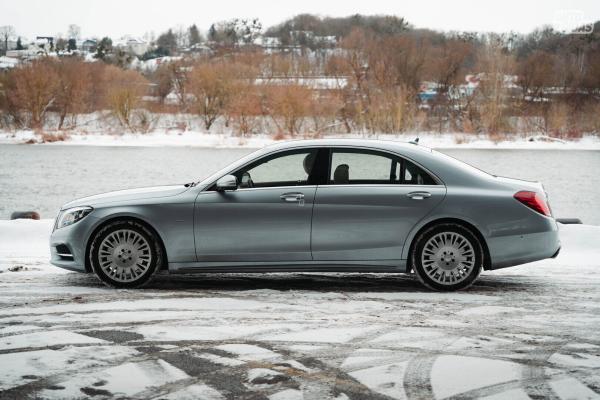 Mercedes-Benz S 500 2014 in Kaunas, with an engine capacity of 4.70 L and mileage of 167 thousand km for 28500 €, photo 10 on AUTOMOTO.COM.LV