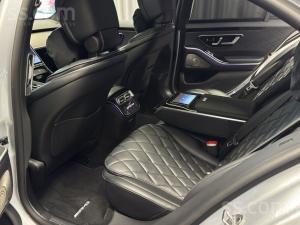 Mercedes-Benz S 500 2022 Rīga, ar dzinēja tilpumu 3.00 L un nobraukumu 106 tūkst. km par 86990 €, foto 29 vietnē AUTOMOTO.COM.LV