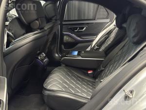 Mercedes-Benz S 500 2022 Rīga, ar dzinēja tilpumu 3.00 L un nobraukumu 106 tūkst. km par 86990 €, foto 30 vietnē AUTOMOTO.COM.LV