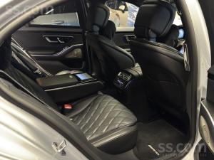 Mercedes-Benz S 500 2022 Rīga, ar dzinēja tilpumu 3.00 L un nobraukumu 106 tūkst. km par 86990 €, foto 32 vietnē AUTOMOTO.COM.LV