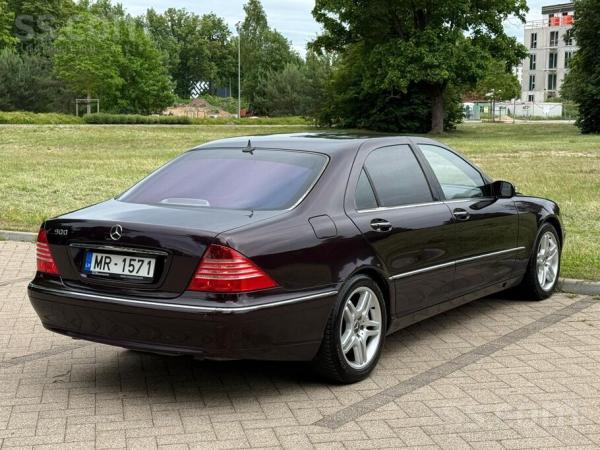 Фиолетовый Мерседес С 500 2002 в Рига, объемом двигателя 5.00 л и пробегом 168 тыс. км за 1990 €, фото 6 на AUTOMOTO.COM.LV