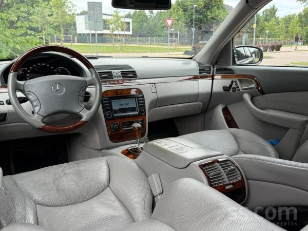 Фиолетовый Мерседес С 500 2002 в Рига, объемом двигателя 5.00 л и пробегом 168 тыс. км за 1990 €, фото 10 на AUTOMOTO.COM.LV